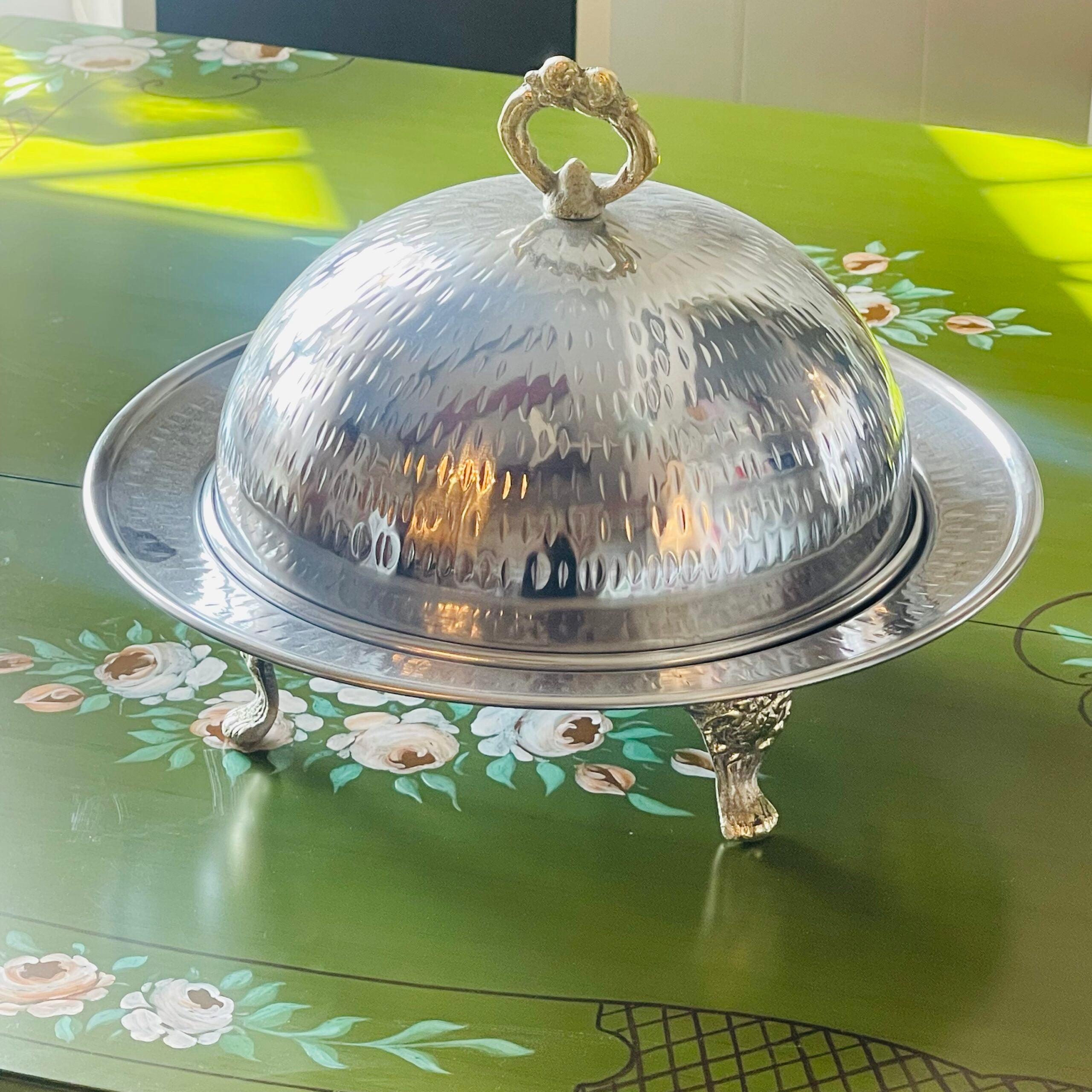 Metal Serving Platter Stand With Lid (12 inches)