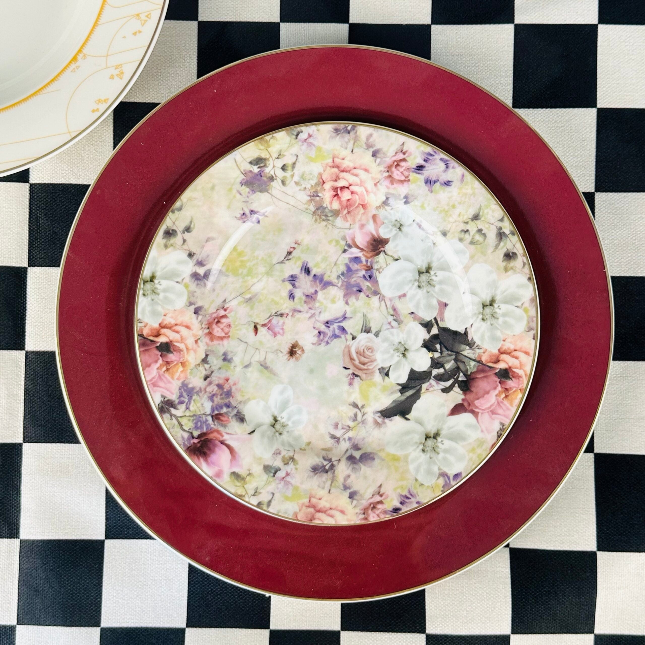 Maroon Rose Dream (18 piece plate set)